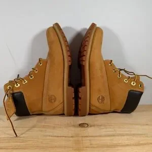 Timberland | Shoes | Timberland Boots Womans 7 Wheat Leather 6 Inch ...